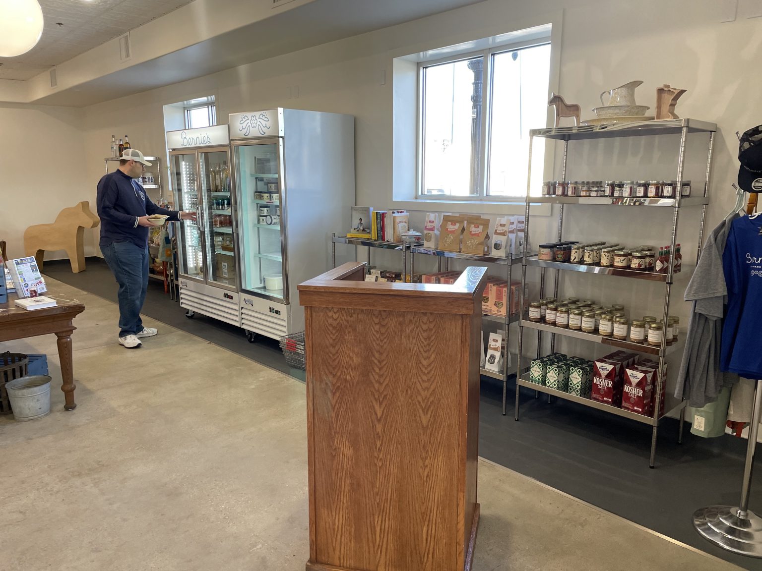 Review: Bernie’s in East Grand Forks (Molly Yeh’s Restaurant) | The Mighty 790 KFGO | KFGO